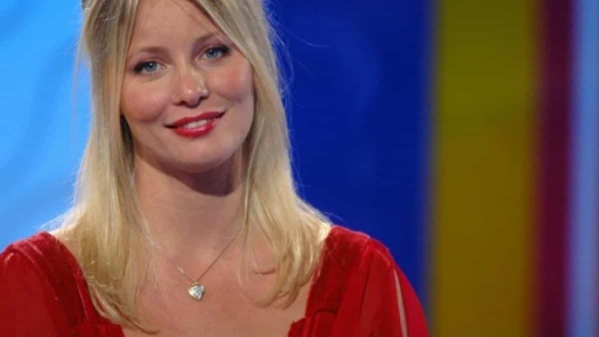 Vieni da me | Flavia Vento | "Teo Mammucari mi ha lanciato come scema"